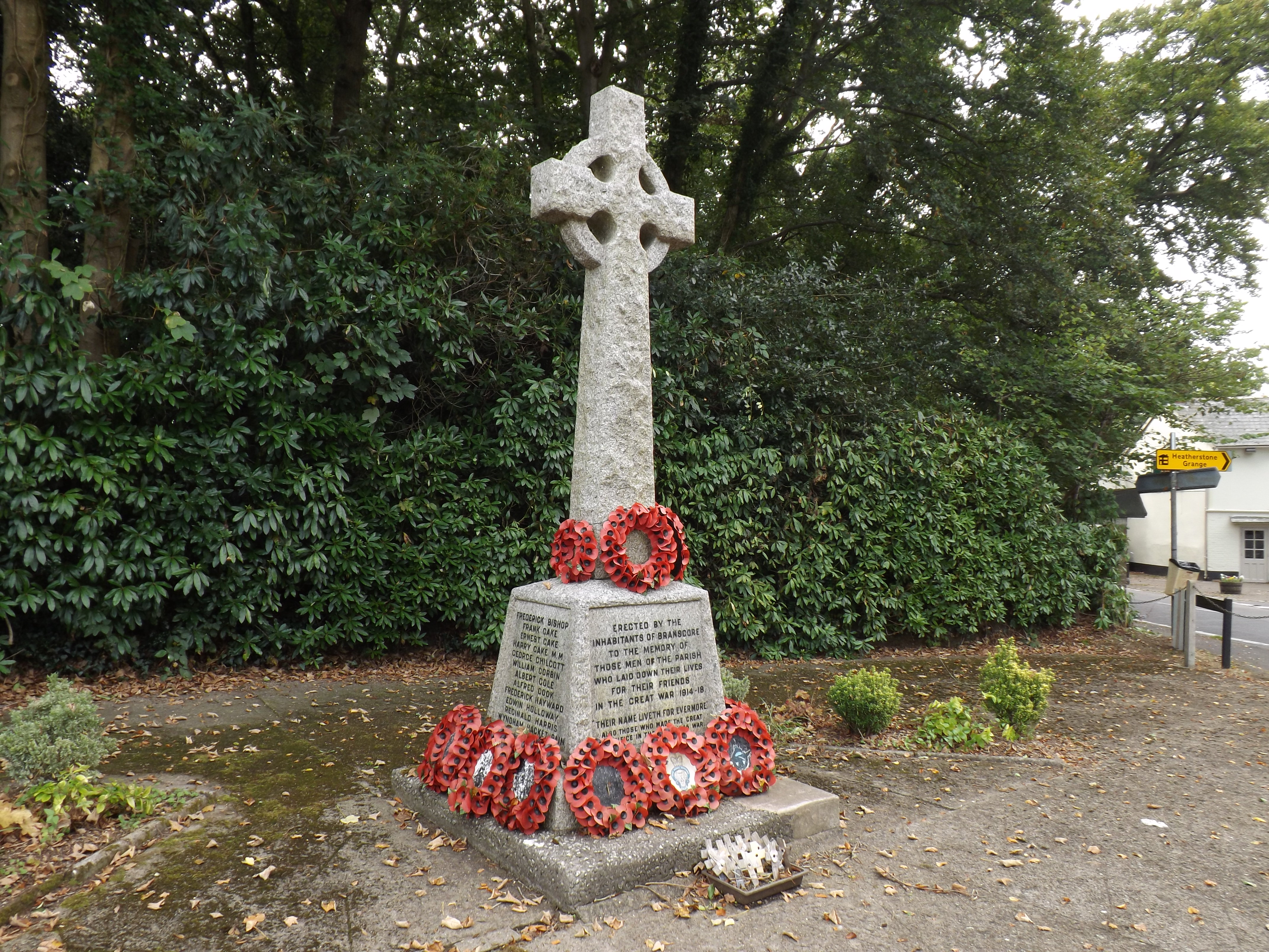BRANSGORE - War Memorials Online